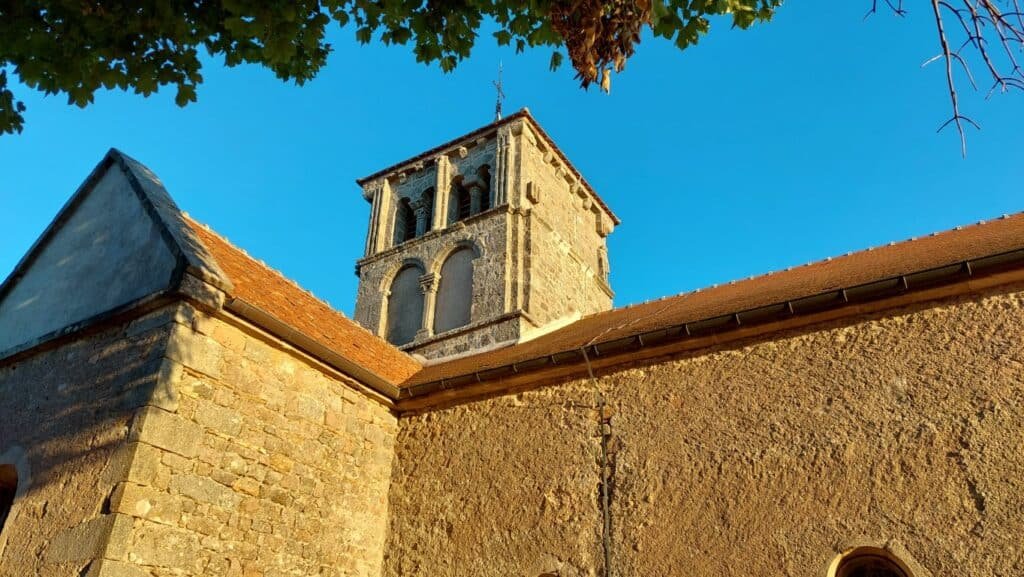 Notre-Dame de l’Assomption de Suin - Zuidbourgogne.nl